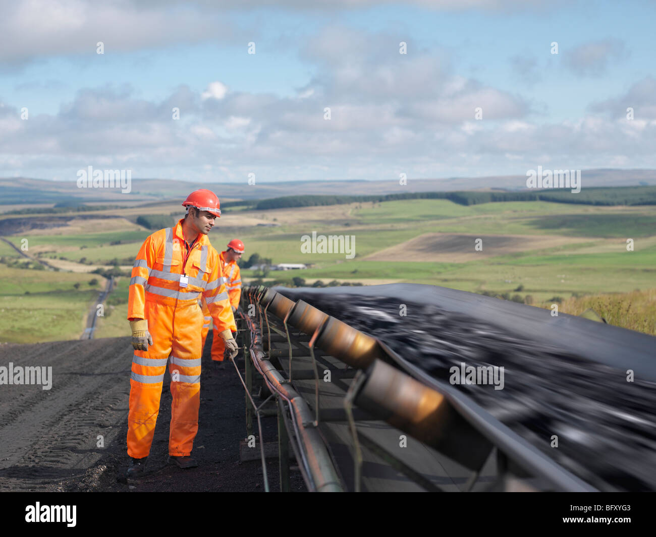 Coal Conveyor Belt Stock Photos & Coal Conveyor Belt Stock Images - Alamy