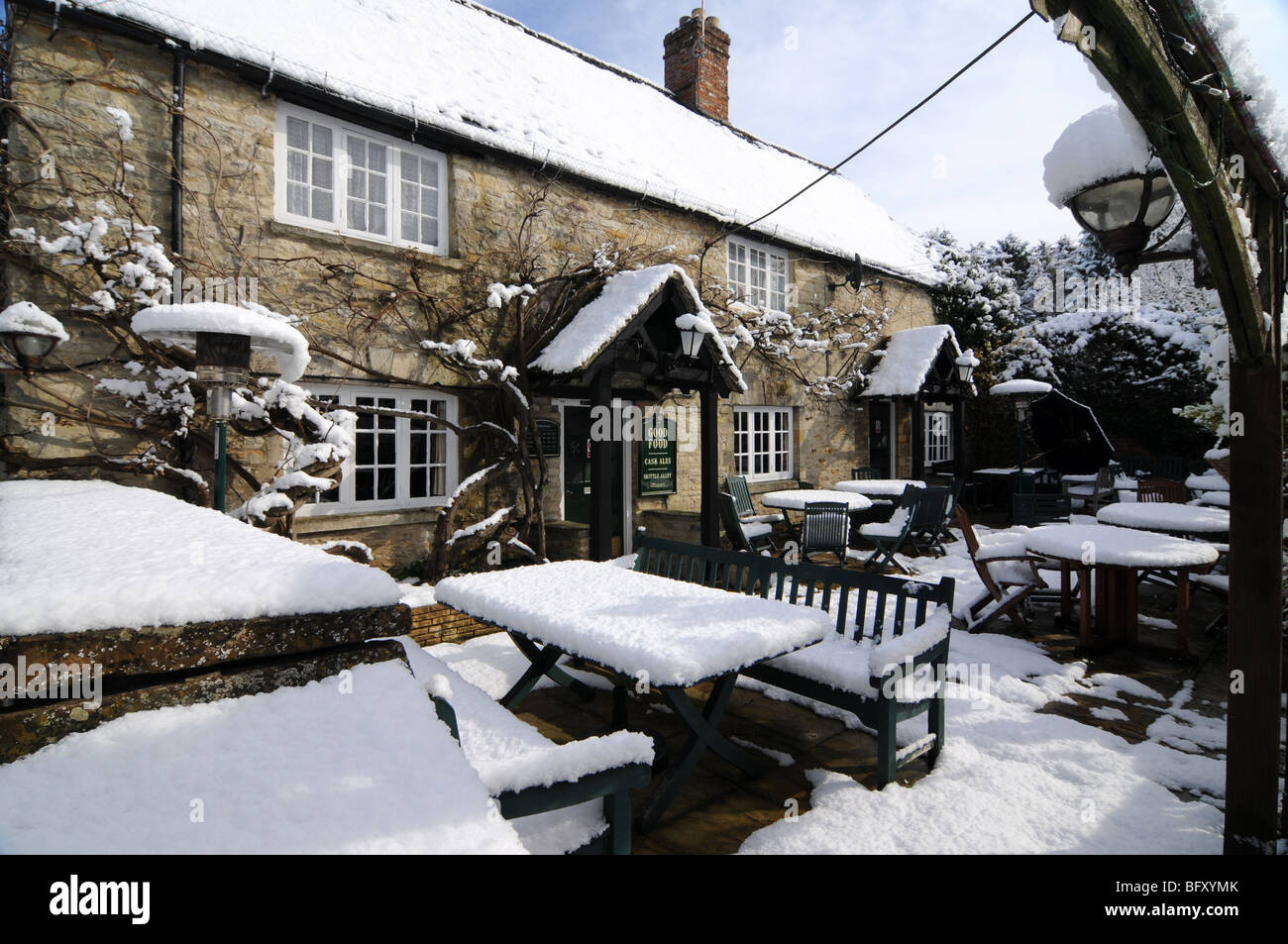 Winter garden pub hi-res stock photography and images - Alamy