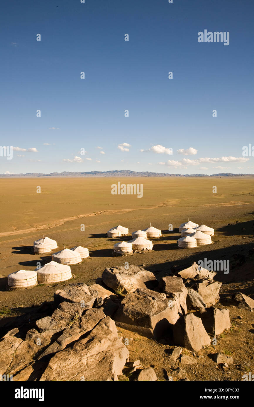Mongolia three camel lodge hi-res stock photography and images - Alamy
