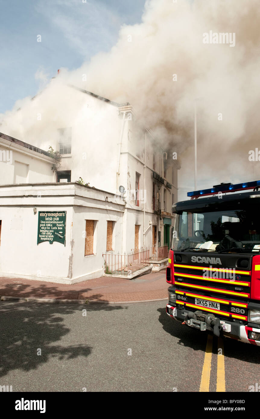 Fire engine house hi-res stock photography and images - Alamy