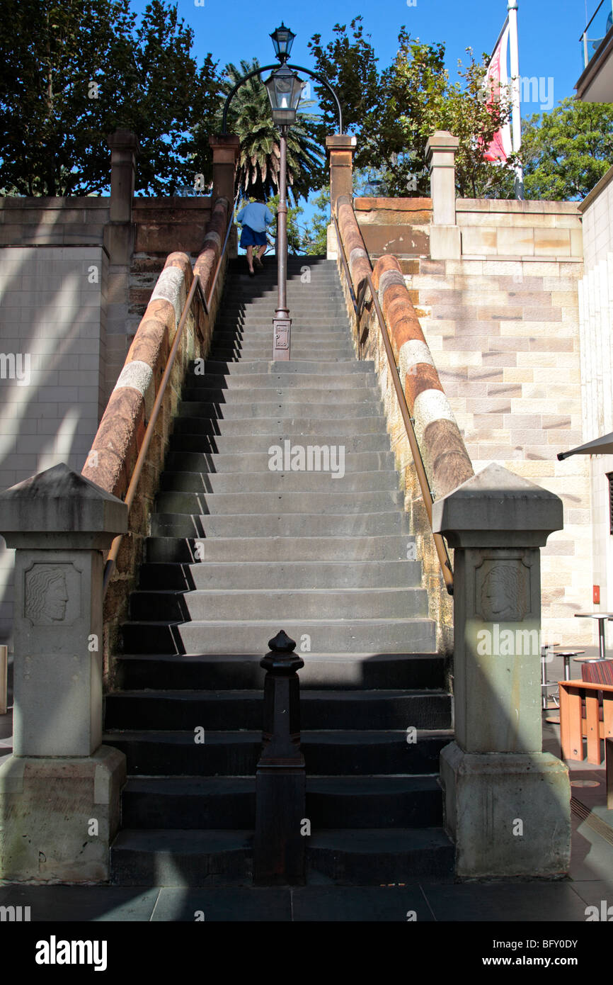 Quay stone hi-res stock photography and images - Alamy