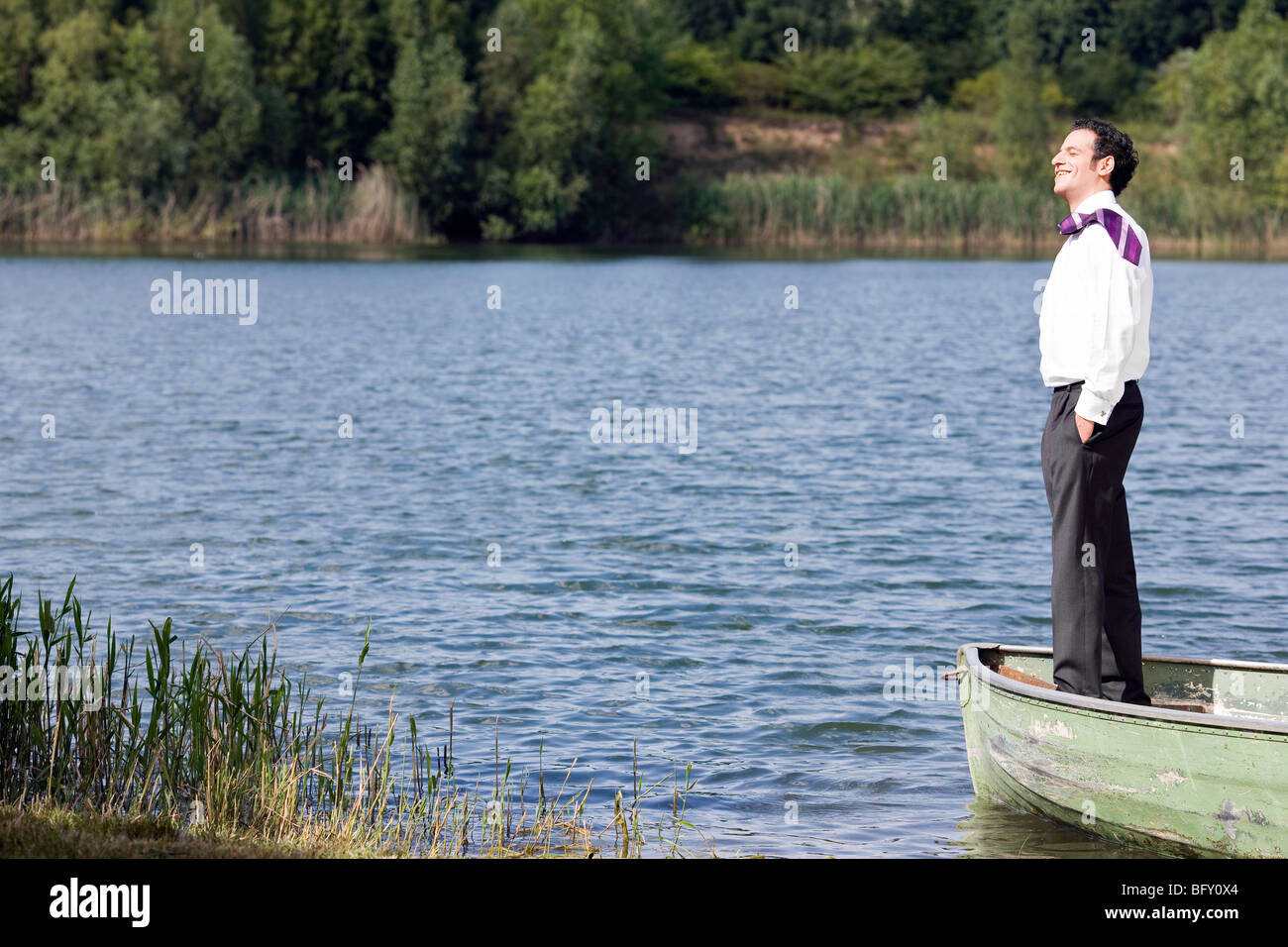 Man In Rowboat Stock Photos & Man In Rowboat Stock Images - Alamy