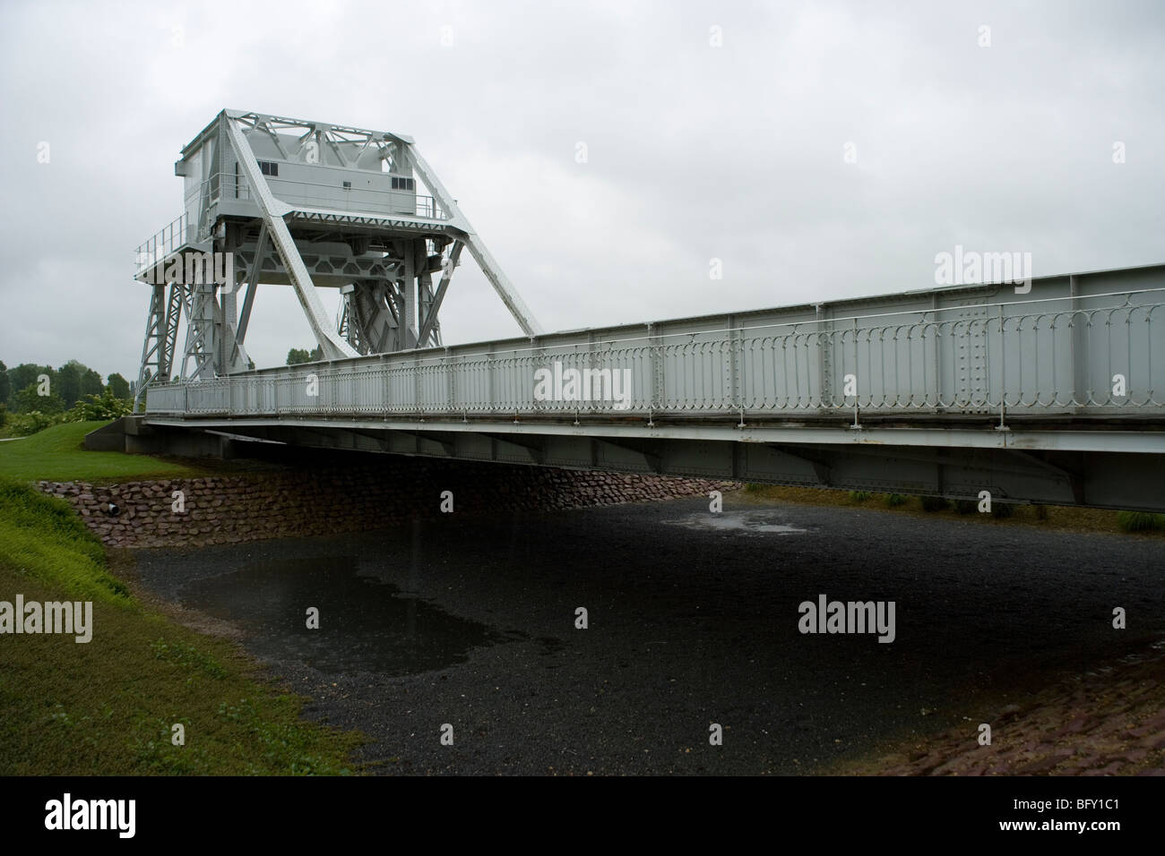 Pegasus bridge 1944 hi-res stock photography and images - Alamy