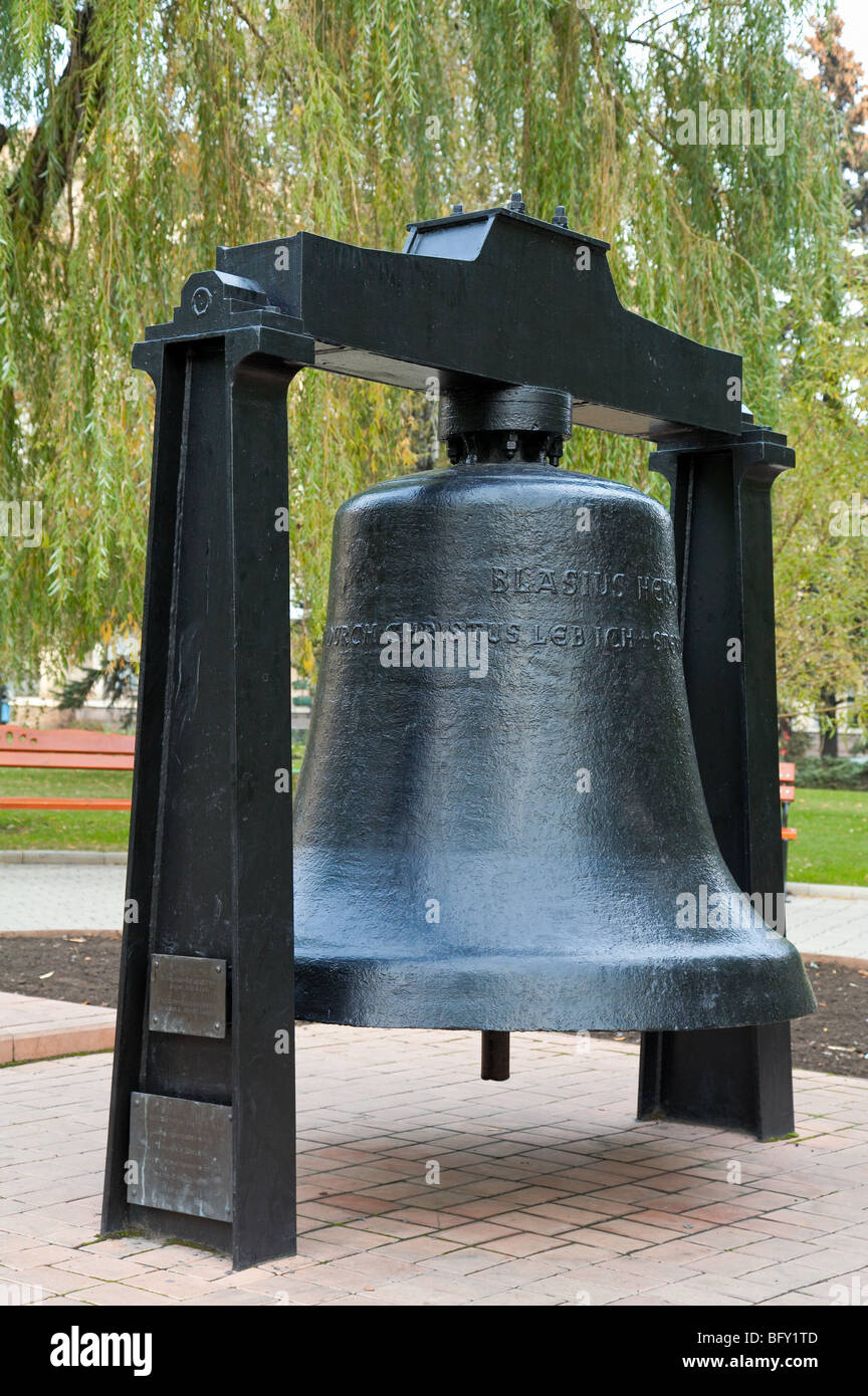 Tsar-bell (copy of famous bell from Russia) in Donetsk City (Ukraine ...