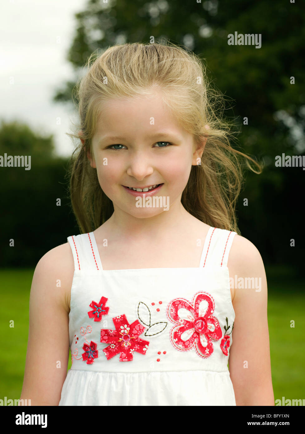 Portrait of a young girl Stock Photo - Alamy Portrait of a young girl Stock Photo - Alamy