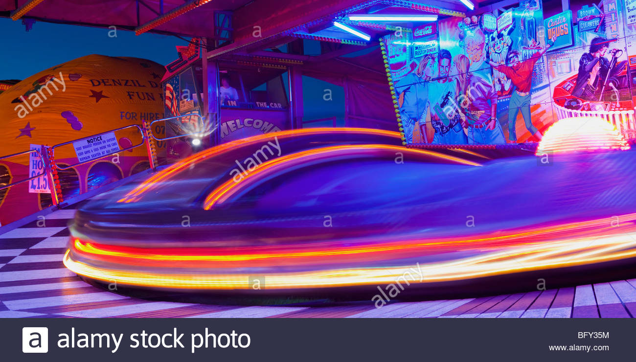 Funfair At Night Stock Photos & Funfair At Night Stock Images - Alamy