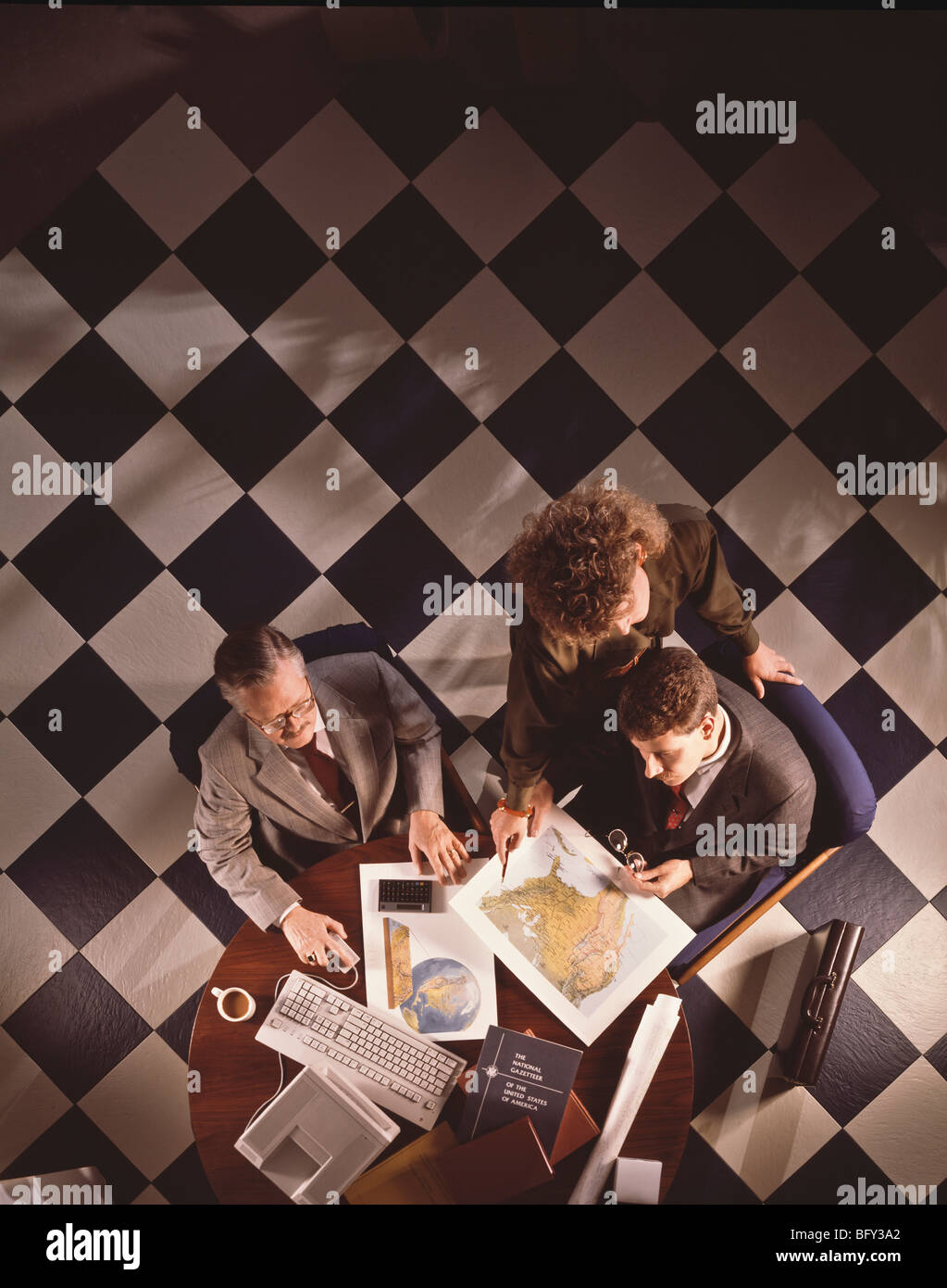 Measure maps hi-res stock photography and images - Alamy