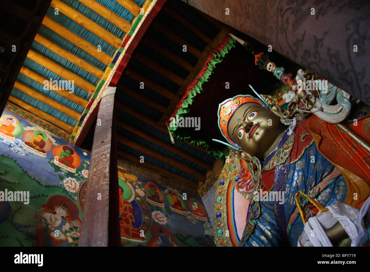Buddhist icon hi-res stock photography and images - Alamy