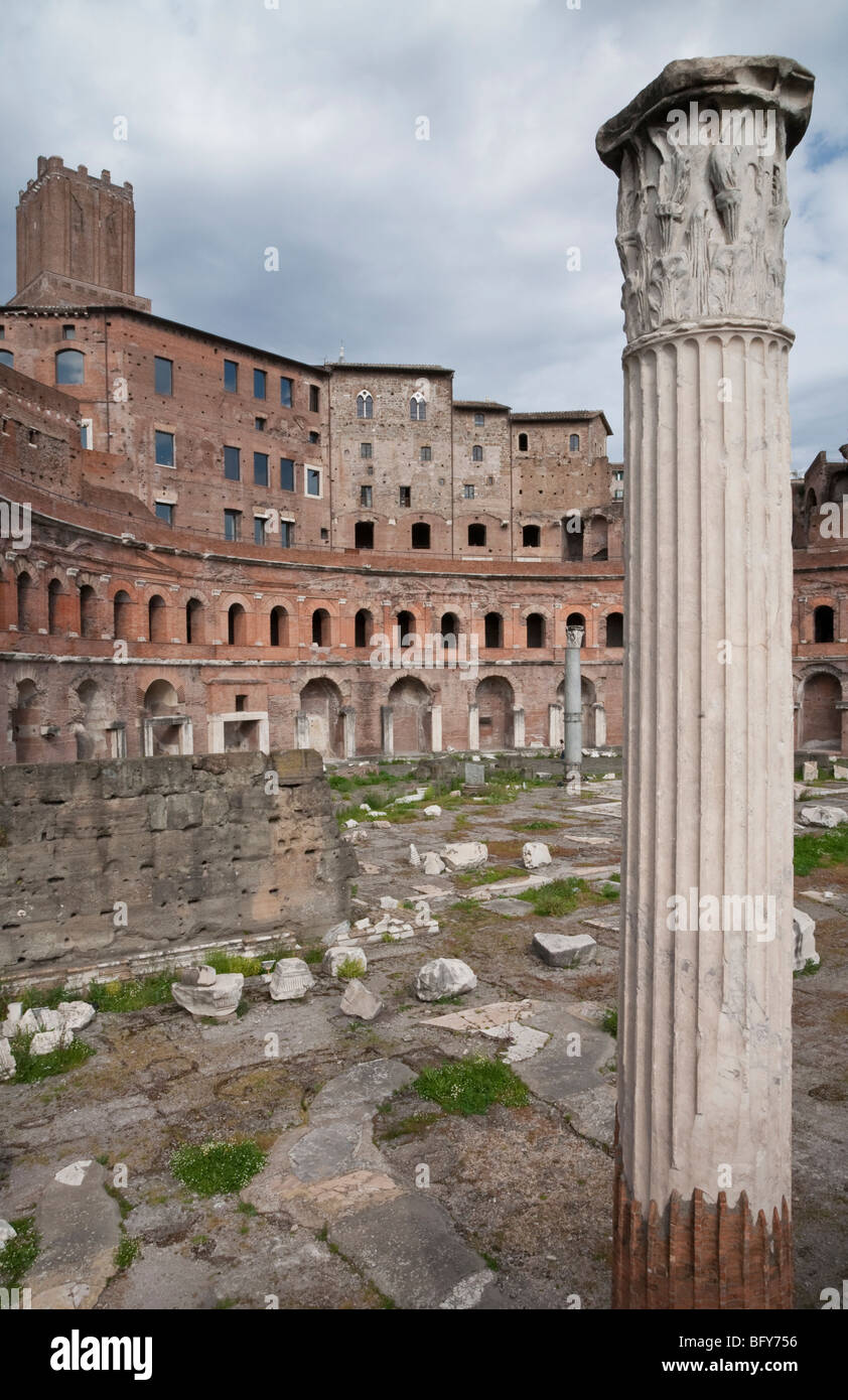 Ancient Roman buildings, Rome, Italy Stock Photo - Alamy