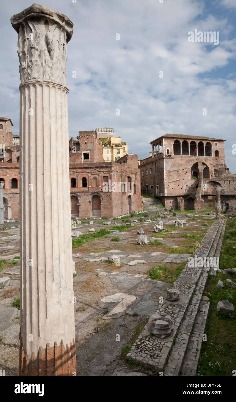 Ancient Roman buildings, Rome, Italy Stock Photo - Alamy