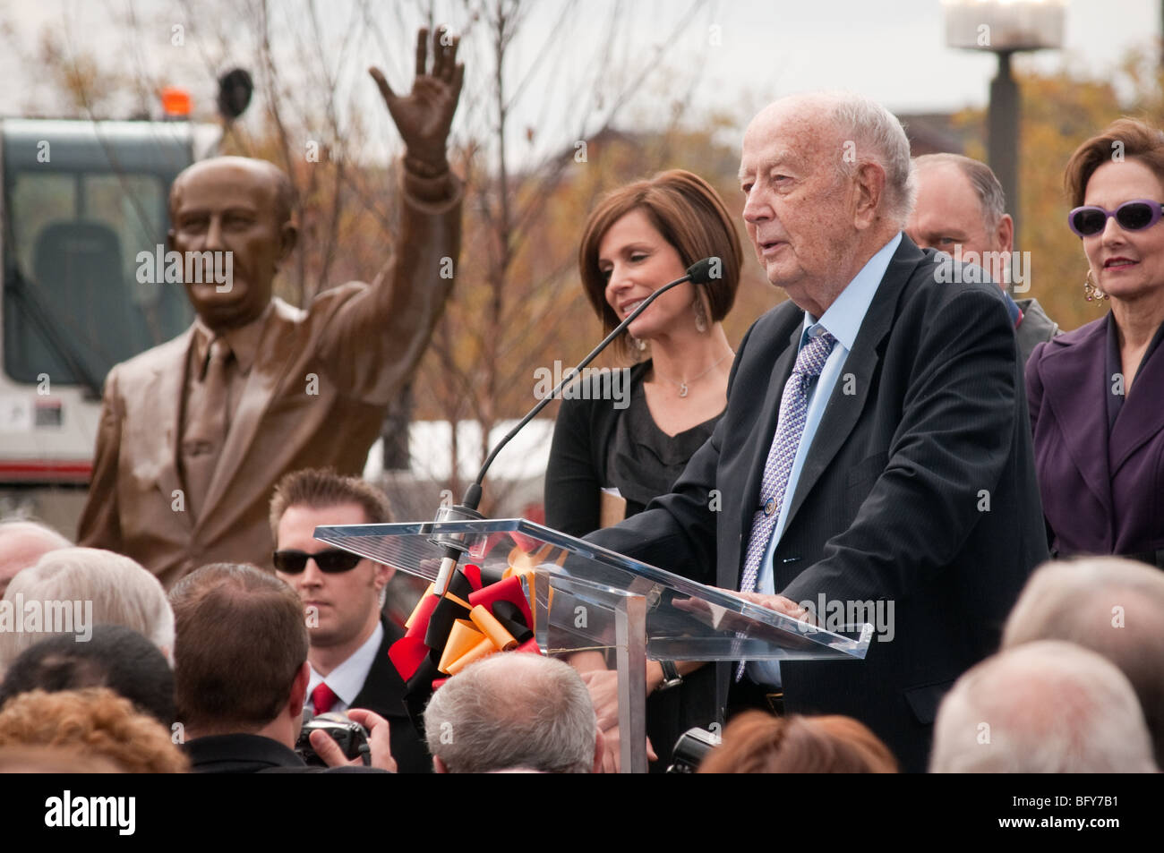 Unveiling of William Donald Schaefer Sculpture at Baltimore Inner ...