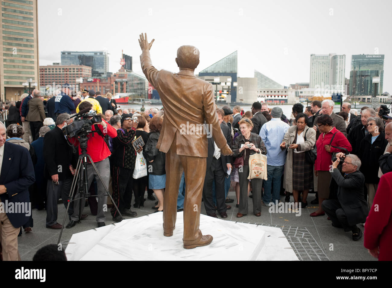 Unveiling of William Donald Schaefer Sculpture at Baltimore Inner ...