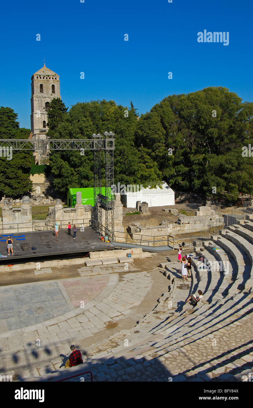 Roman amphitheatres france hi-res stock photography and images - Alamy