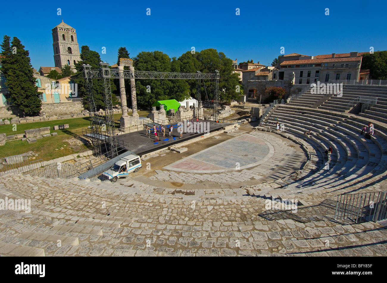 Roman amphitheatres france hi-res stock photography and images - Alamy