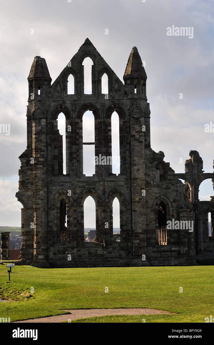Whitby historical landmark hi-res stock photography and images - Alamy