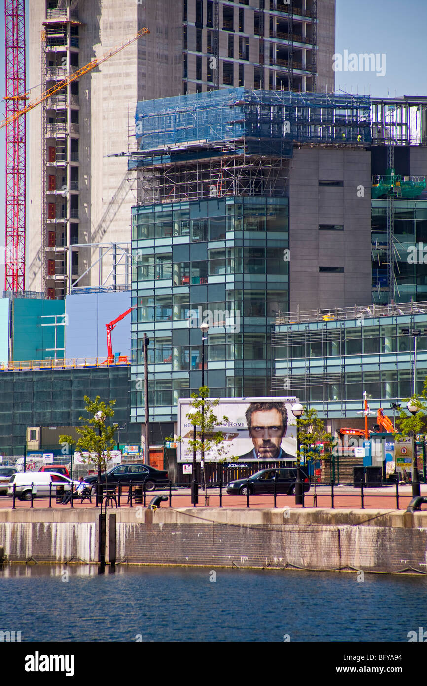 Manchester ship canal construction hi-res stock photography and images ...