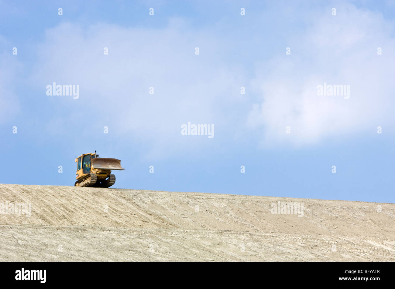 Slag pile hi-res stock photography and images - Alamy