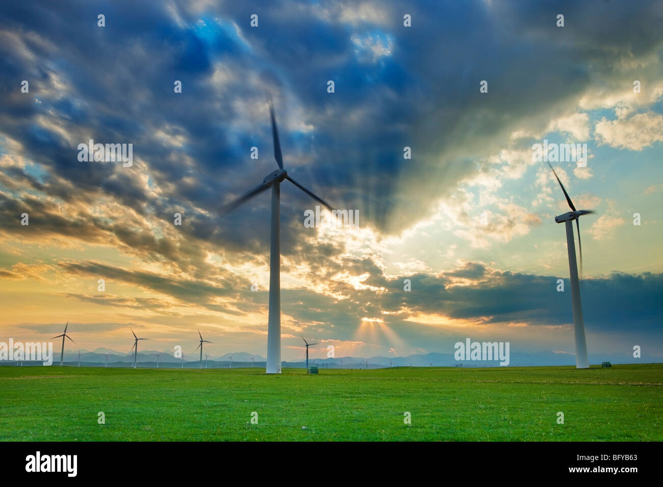 Alberta wind turbines hi-res stock photography and images - Alamy