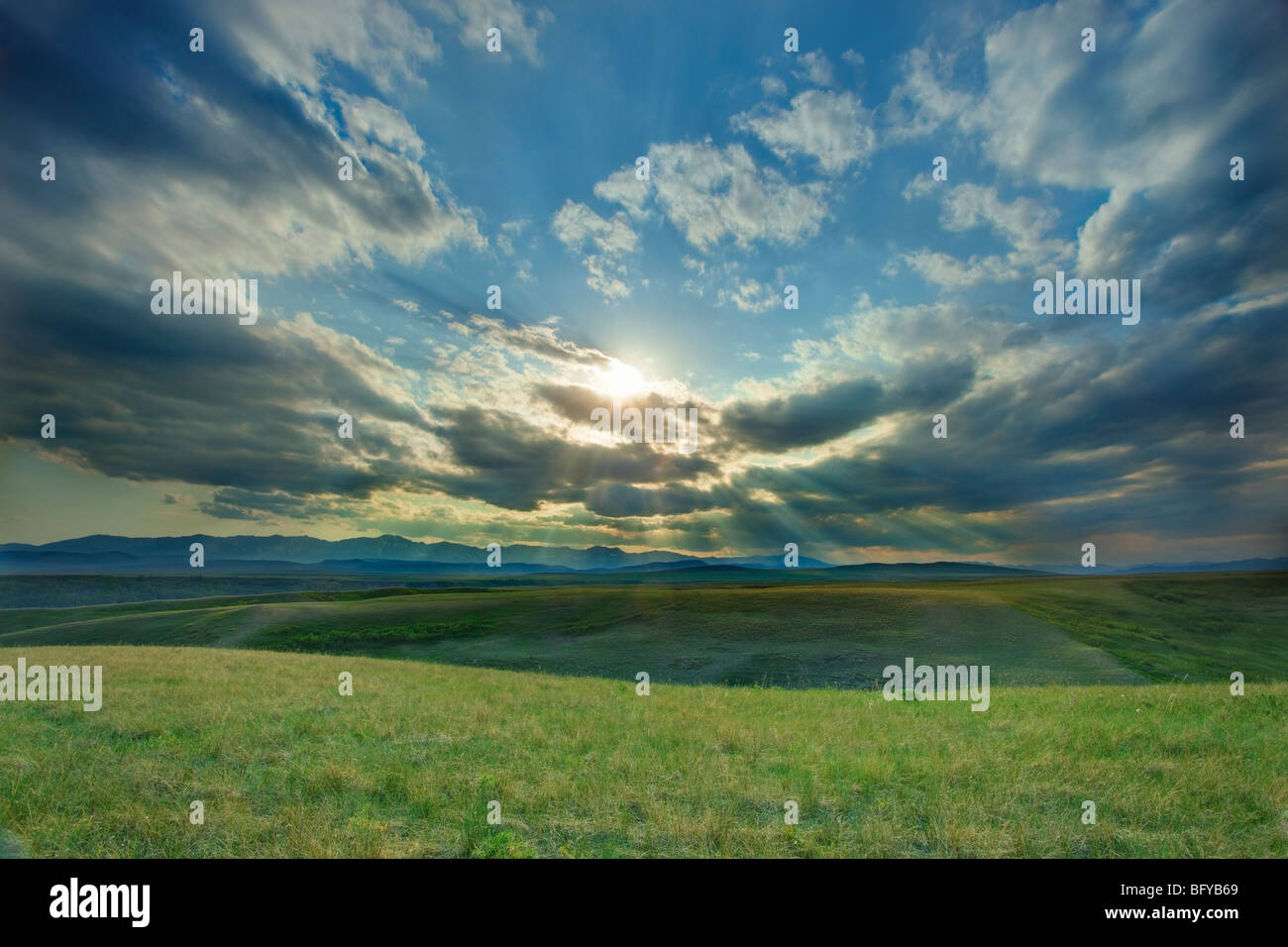 Alberta prairie sky hi-res stock photography and images - Alamy