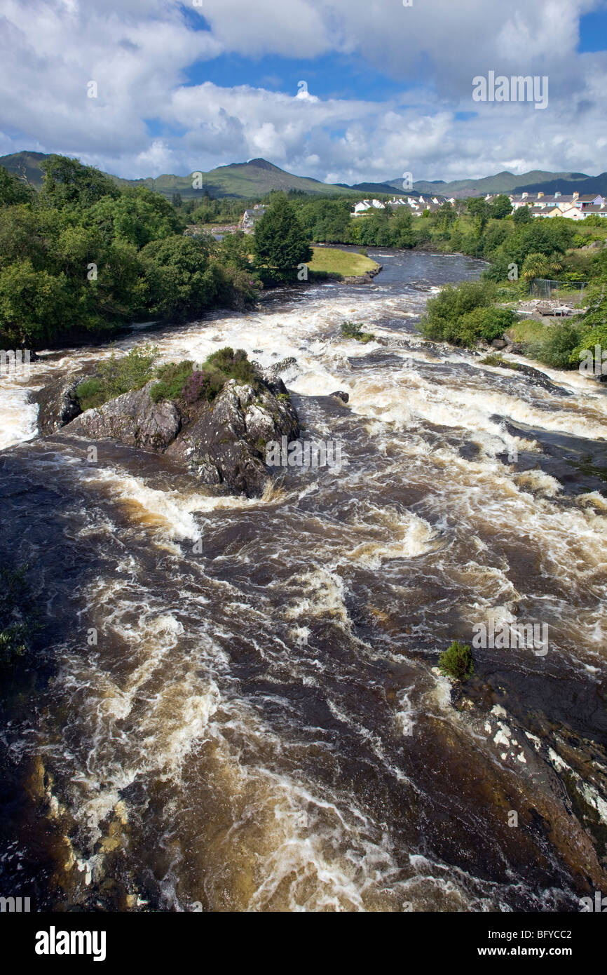 Kerry sneem water hi-res stock photography and images - Alamy
