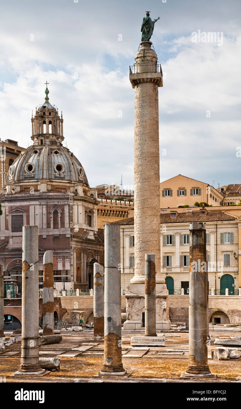 Rome ancient architecture Stock Photo - Alamy