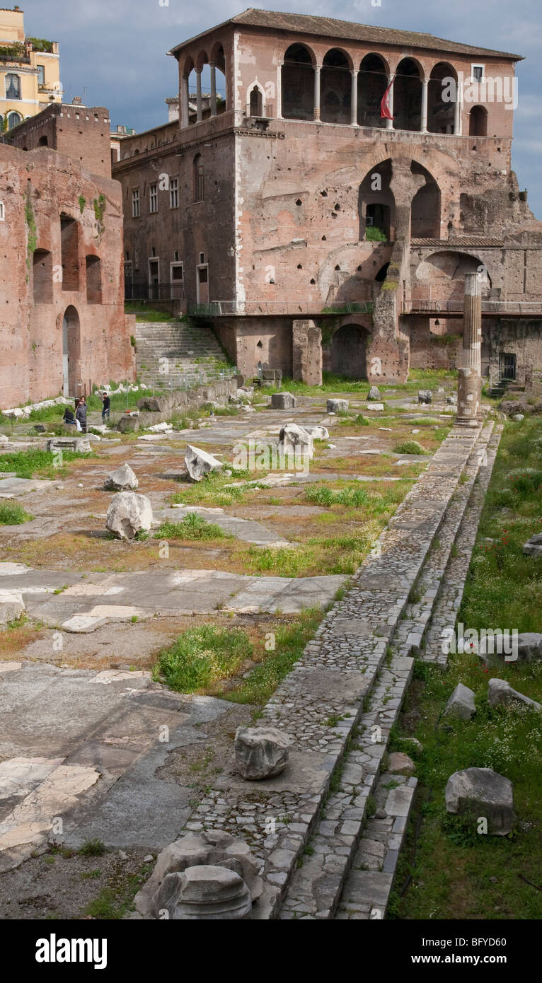 Rome ancient architecture Stock Photo - Alamy