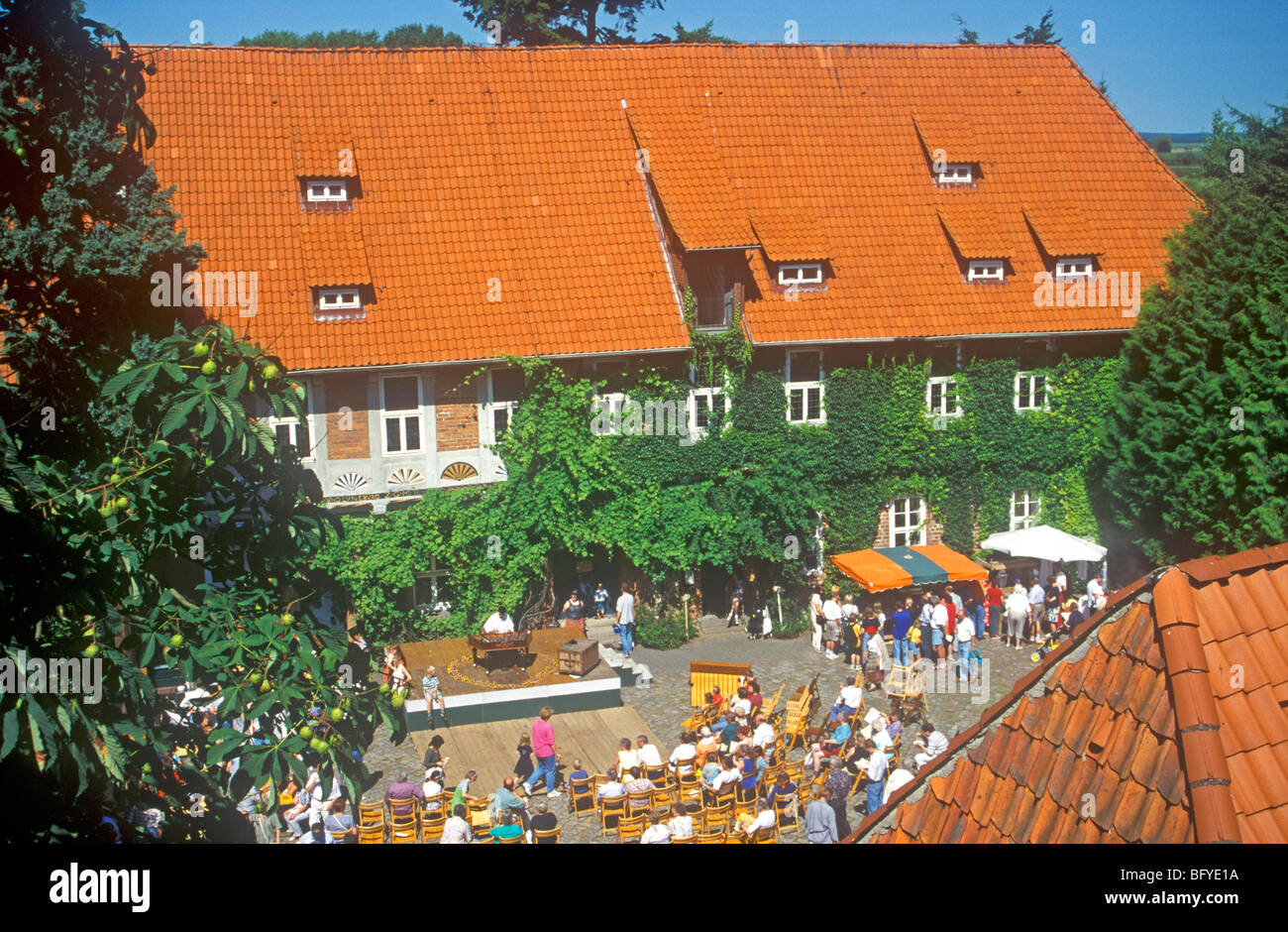 Bleckede castle hi-res stock photography and images - Alamy