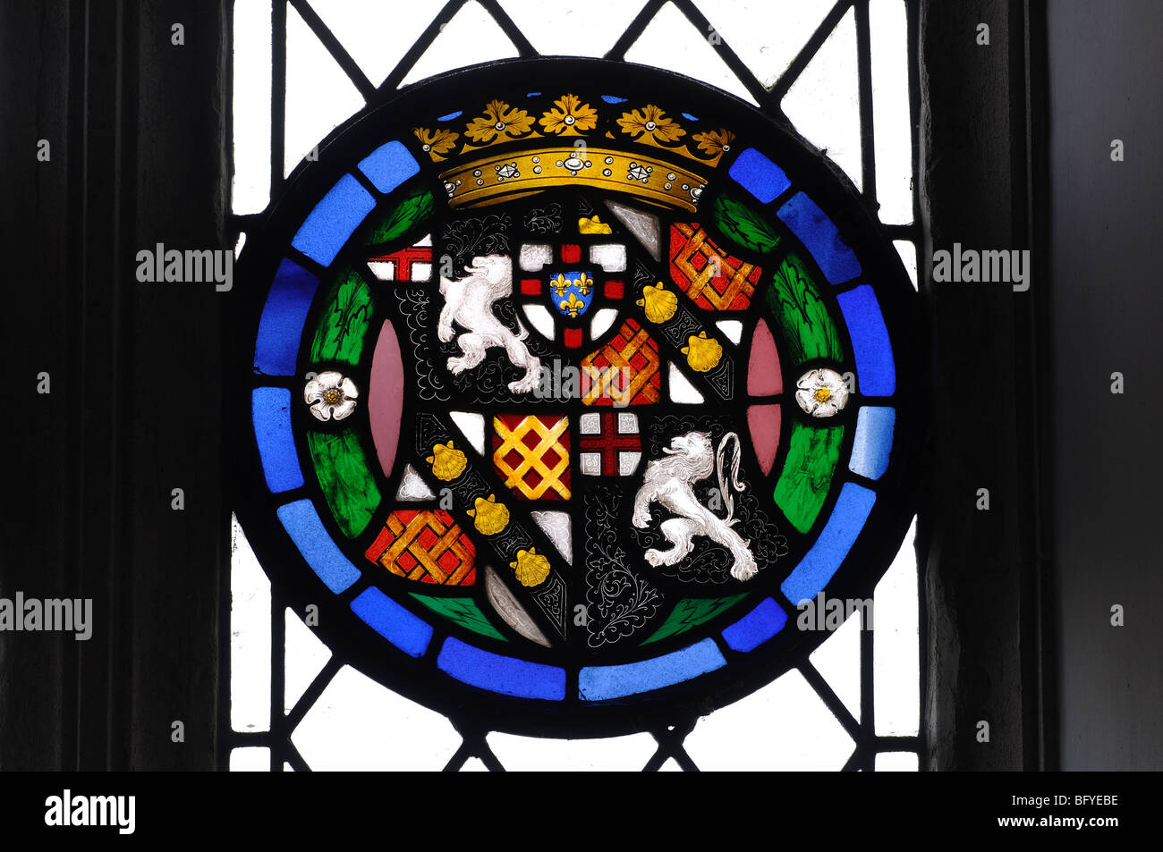 Medieval stained glass hi-res stock photography and images - Alamy