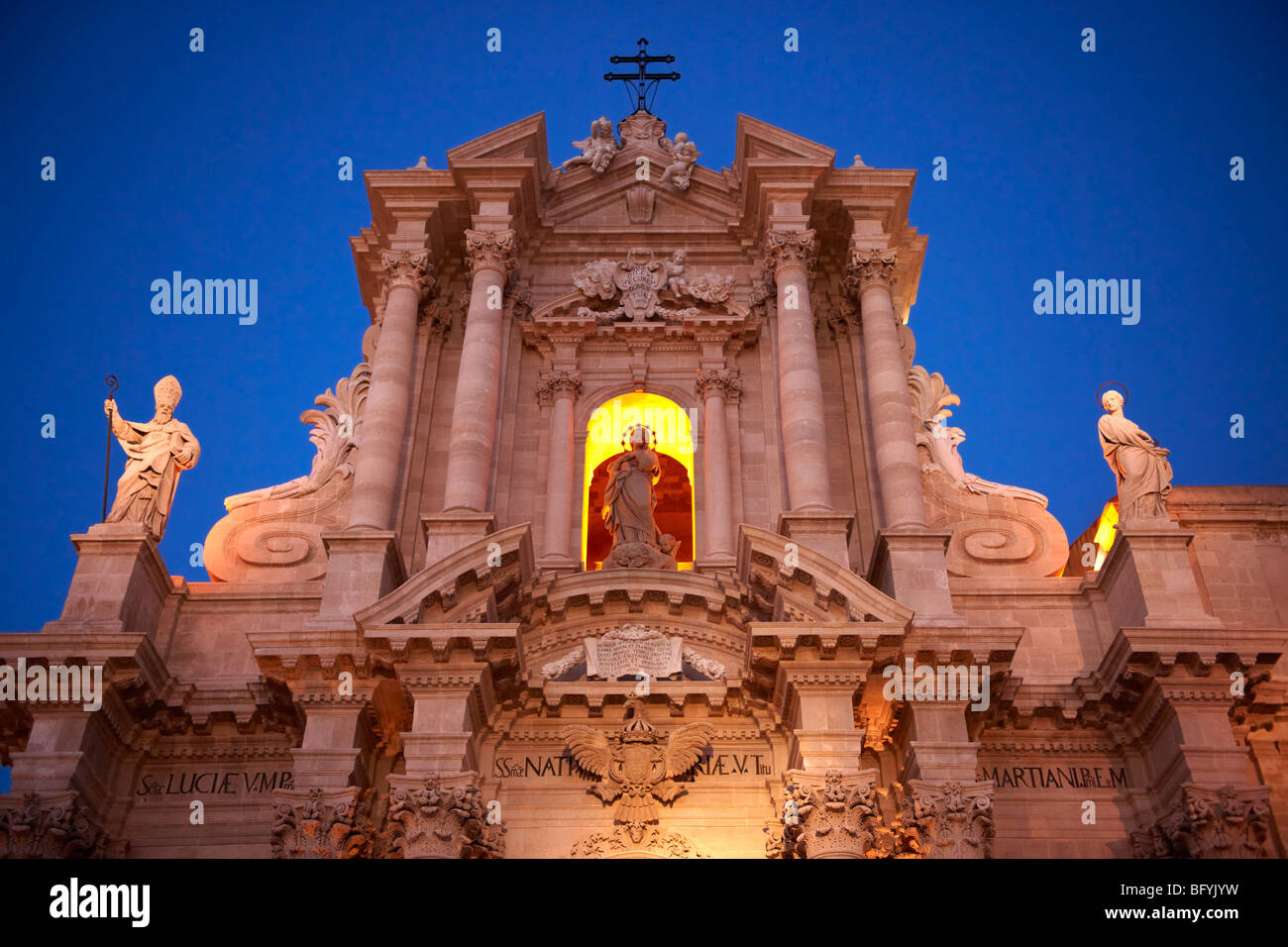 The Baroque Duomo (cathedral) , Syracuse ( Siracusa) , Sicily Stock ...