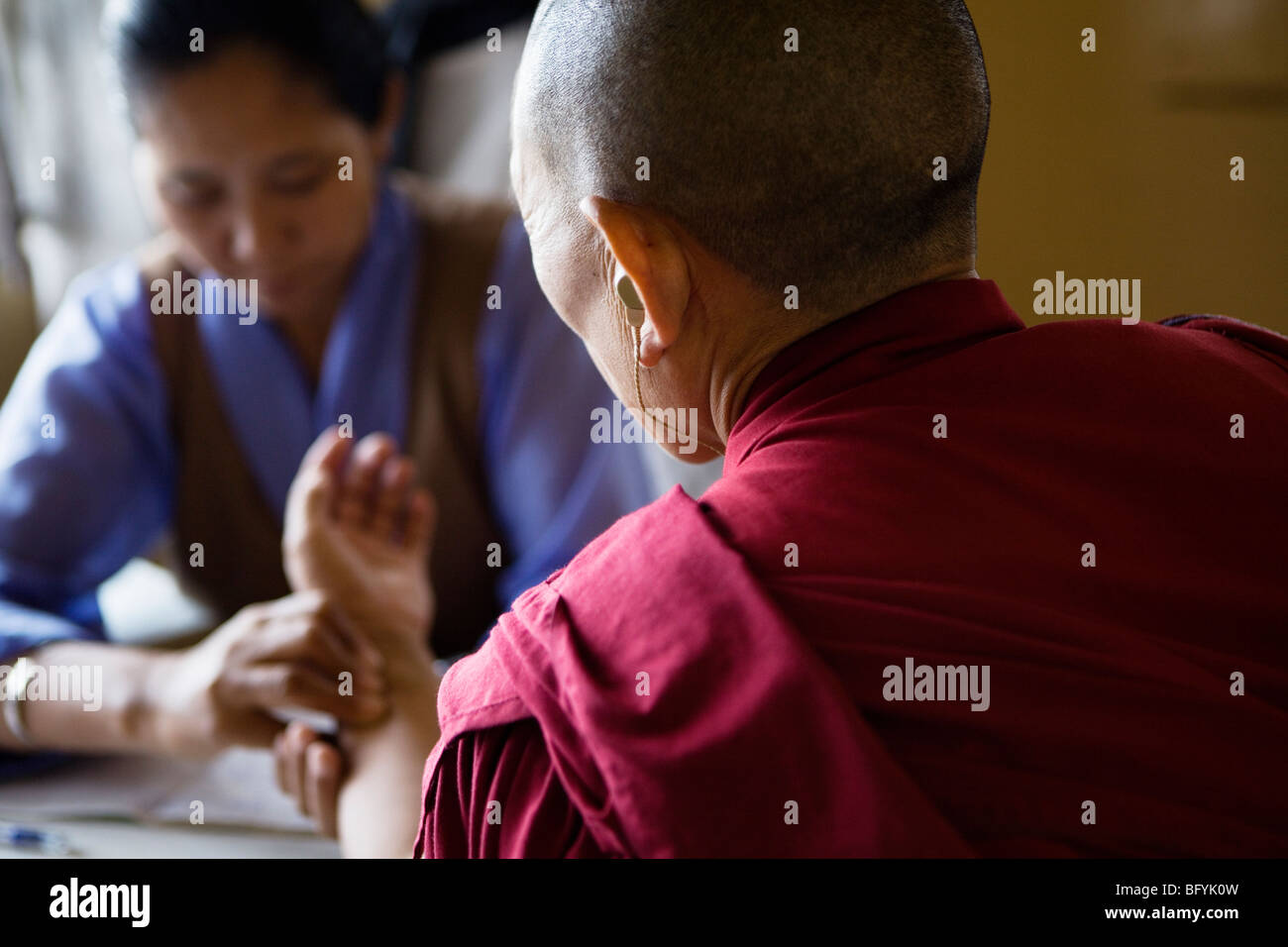 Indian traditional medicine hi-res stock photography and images - Alamy