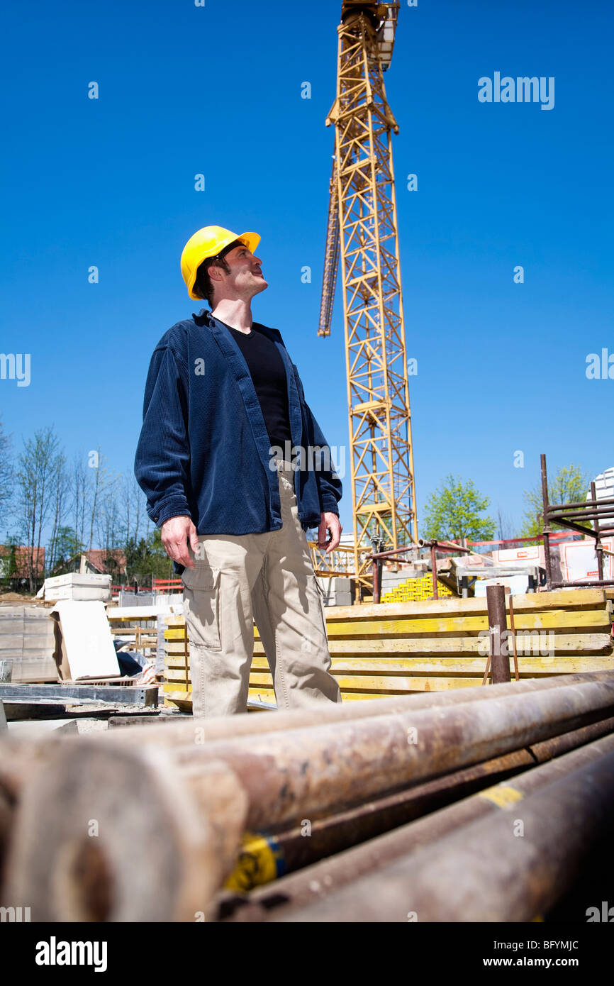worker on construction site Stock Photo - Alamy