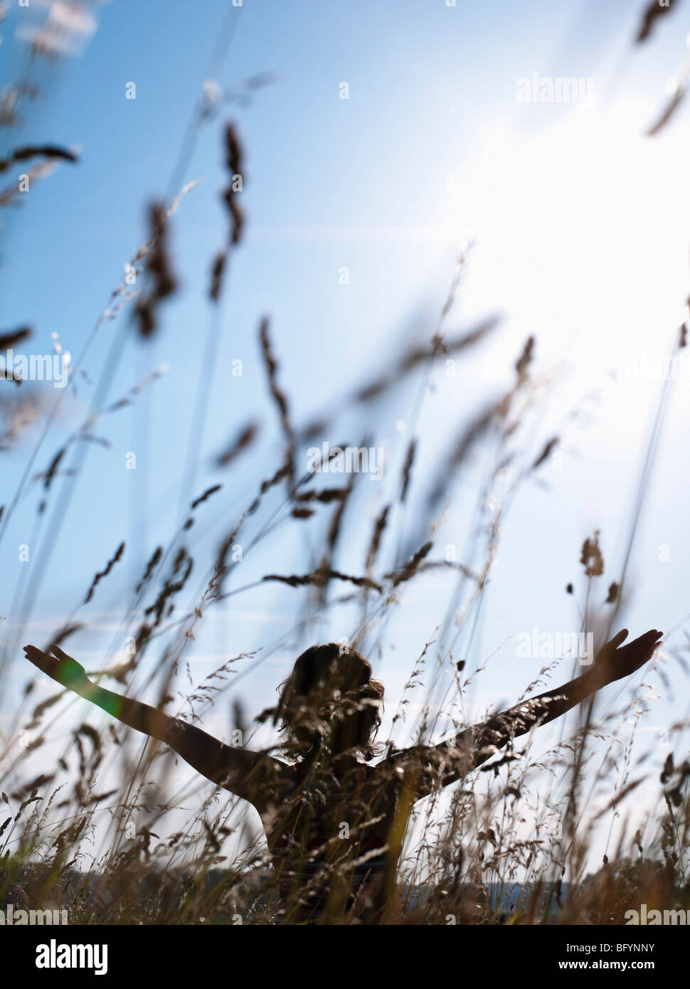 Embracing the world hi-res stock photography and images - Alamy