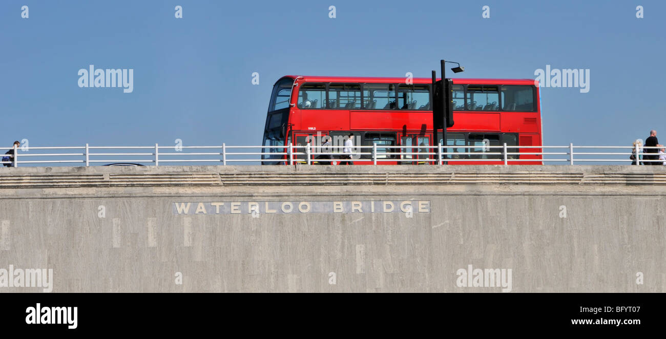 Waterloo Bridge and sign Stock Photo - Alamy