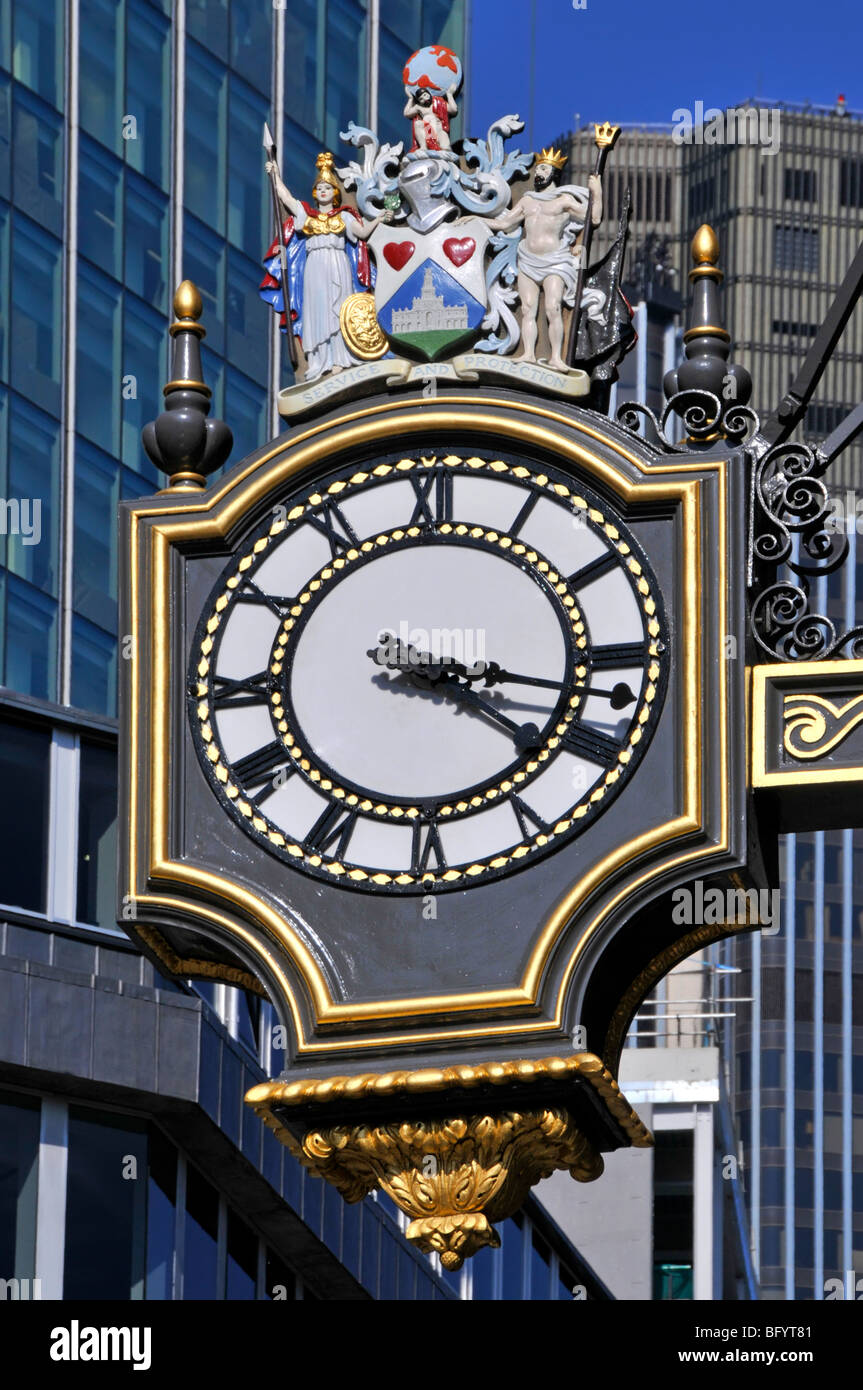 Royal exchange clock hi-res stock photography and images - Alamy
