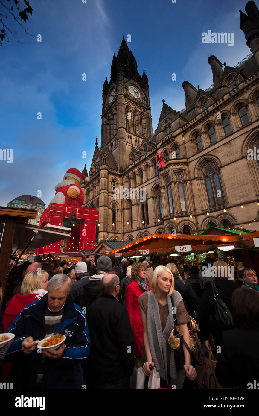 UK, England, Manchester, Albert Square, Continental Christmas Market in ...