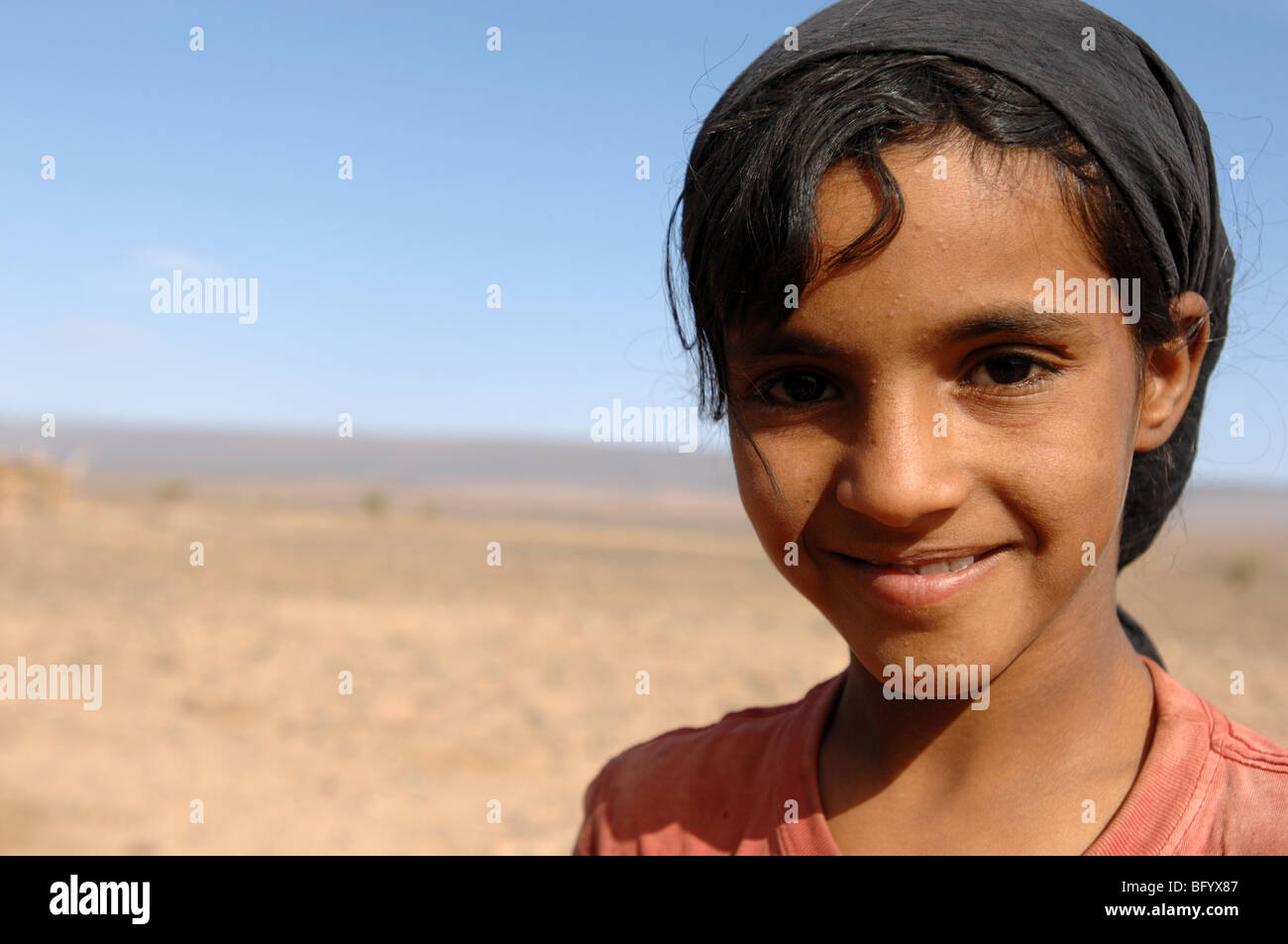 A berber girl in Sahara Desert in the south of Morocco Stock Photo - Alamy