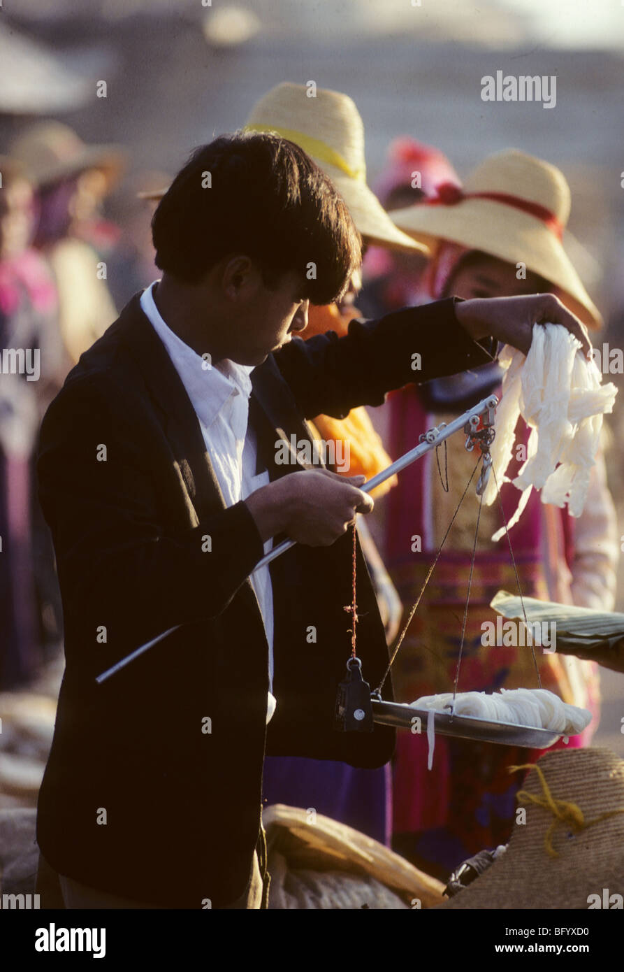 Menghai hi-res stock photography and images - Alamy