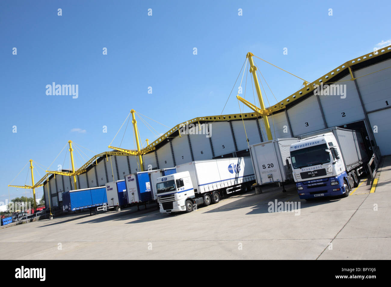 Renault distribution centre hi-res stock photography and images - Alamy