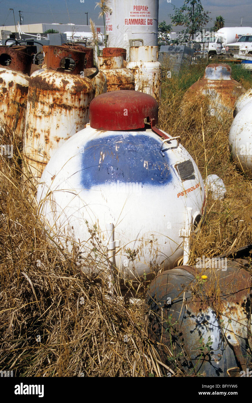 new old deserted rejected waste recycle obsolete Stock Photo - Alamy