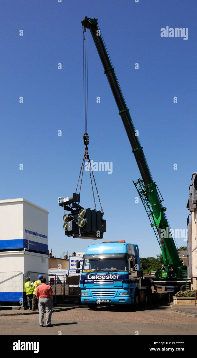 Distribution transformer uk hi-res stock photography and images - Alamy