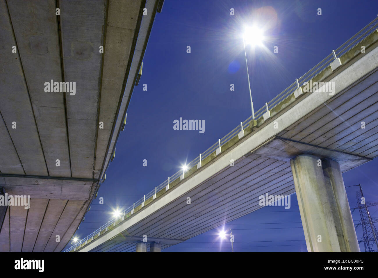 Flyover railing hi-res stock photography and images - Alamy