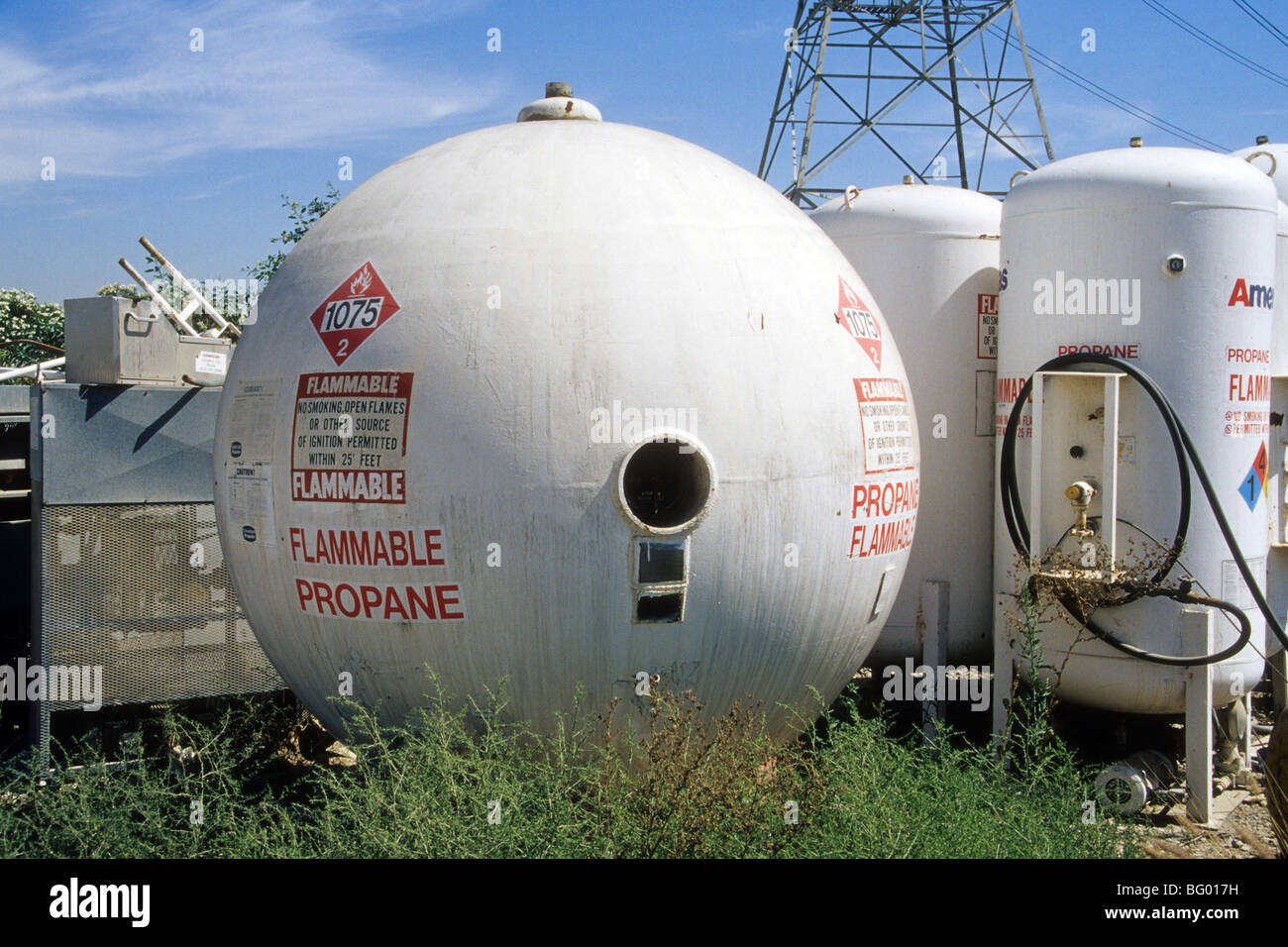 new old deserted rejected waste recycle obsolete Stock Photo - Alamy