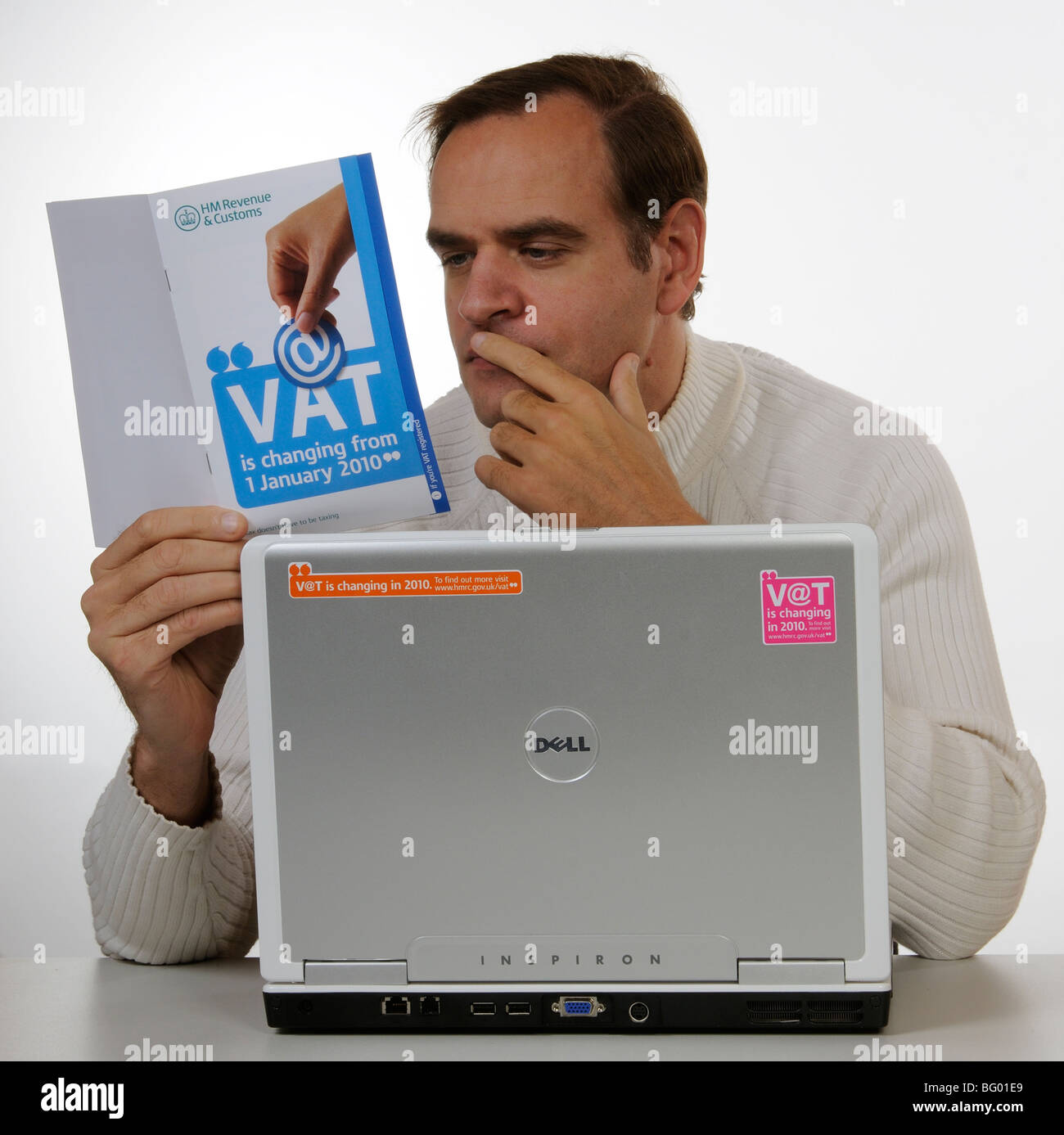 Hm revenue & customs computer hi-res stock photography and images - Alamy