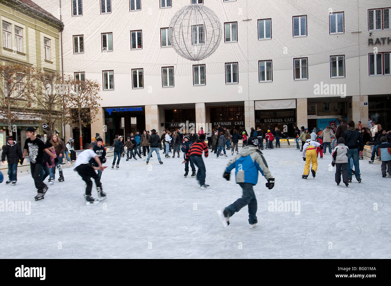 Stick figure man active hi-res stock photography and images - Alamy