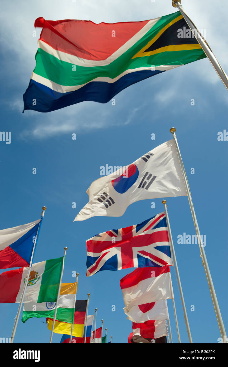 World flags flying hi-res stock photography and images - Alamy