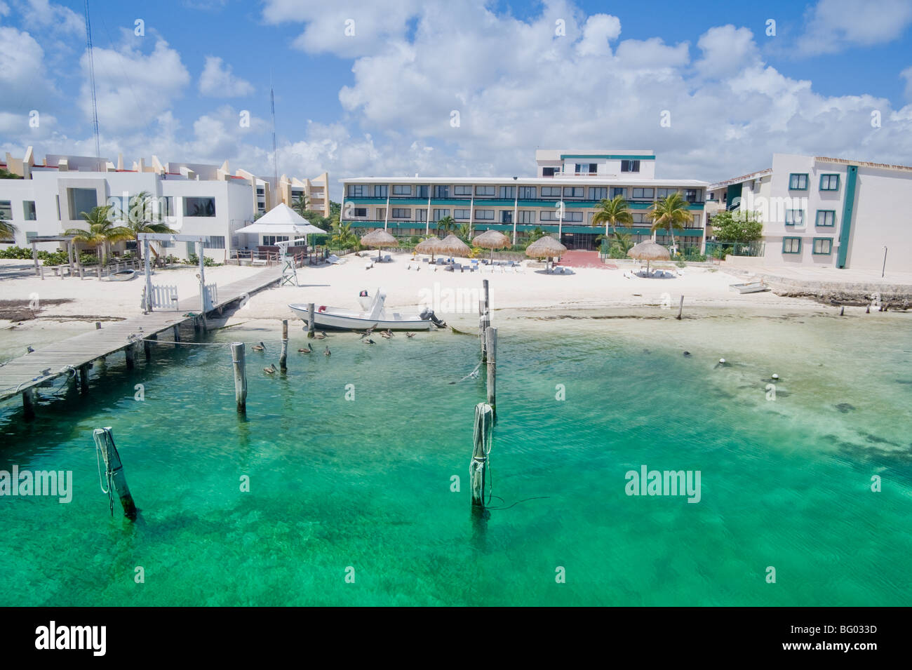 Gate leading to boat dock Stock Photo - Alamy