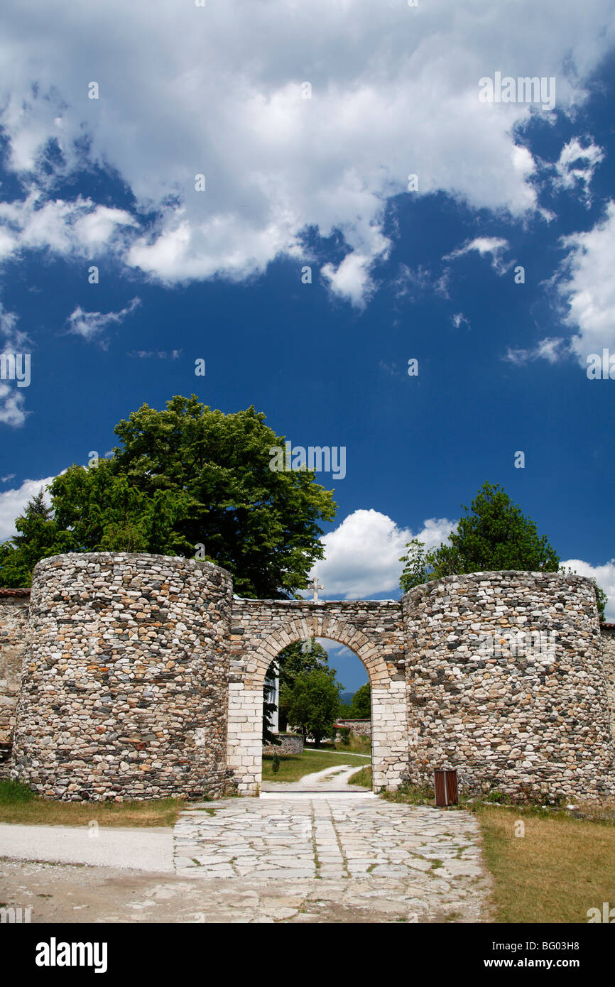 Gate clouds arch stones wall hi-res stock photography and images - Alamy