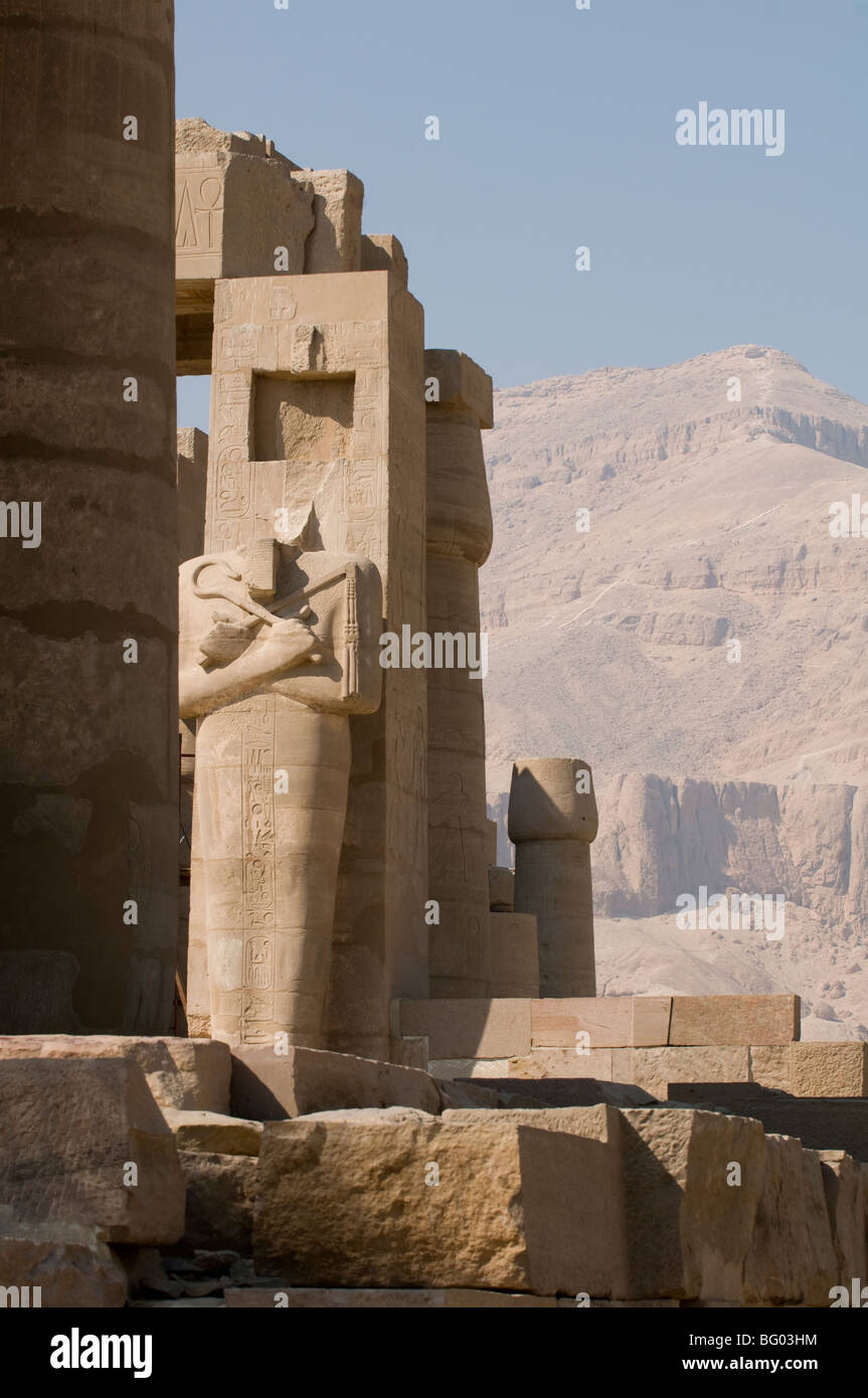 Ramesseum hi-res stock photography and images - Alamy