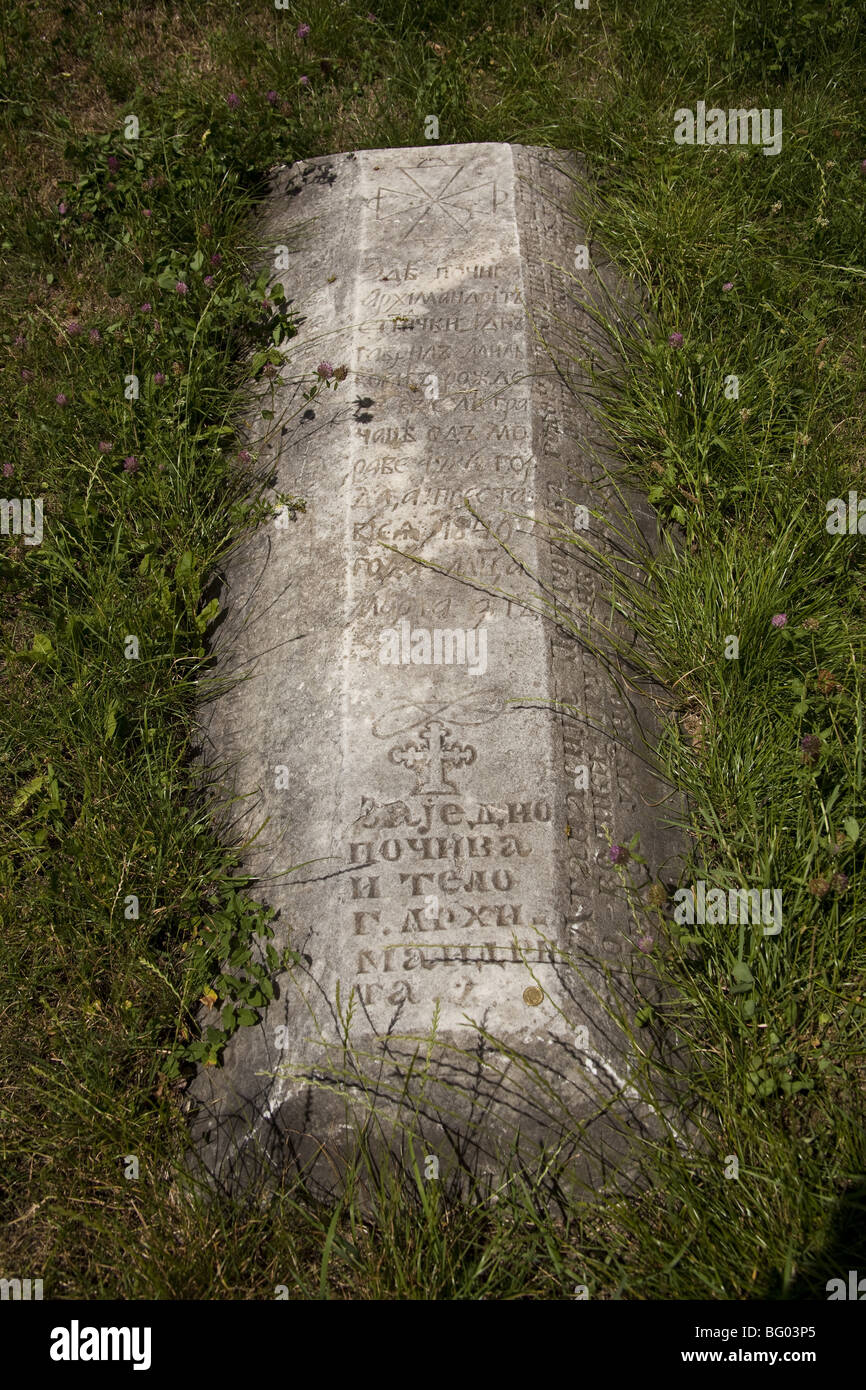 Old tomb hi-res stock photography and images - Alamy
