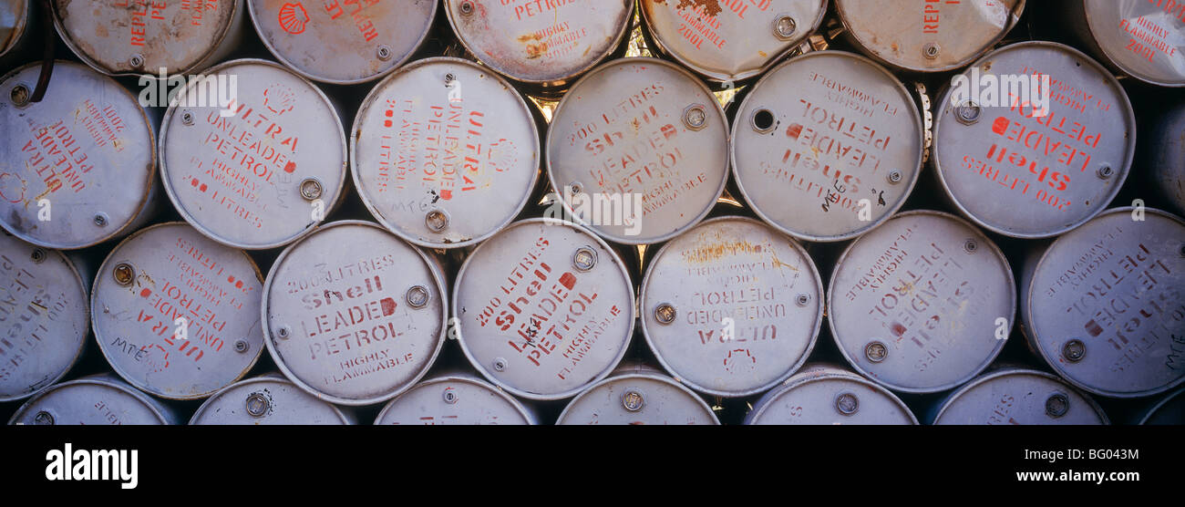 44 gallon drum hi-res stock photography and images - Alamy